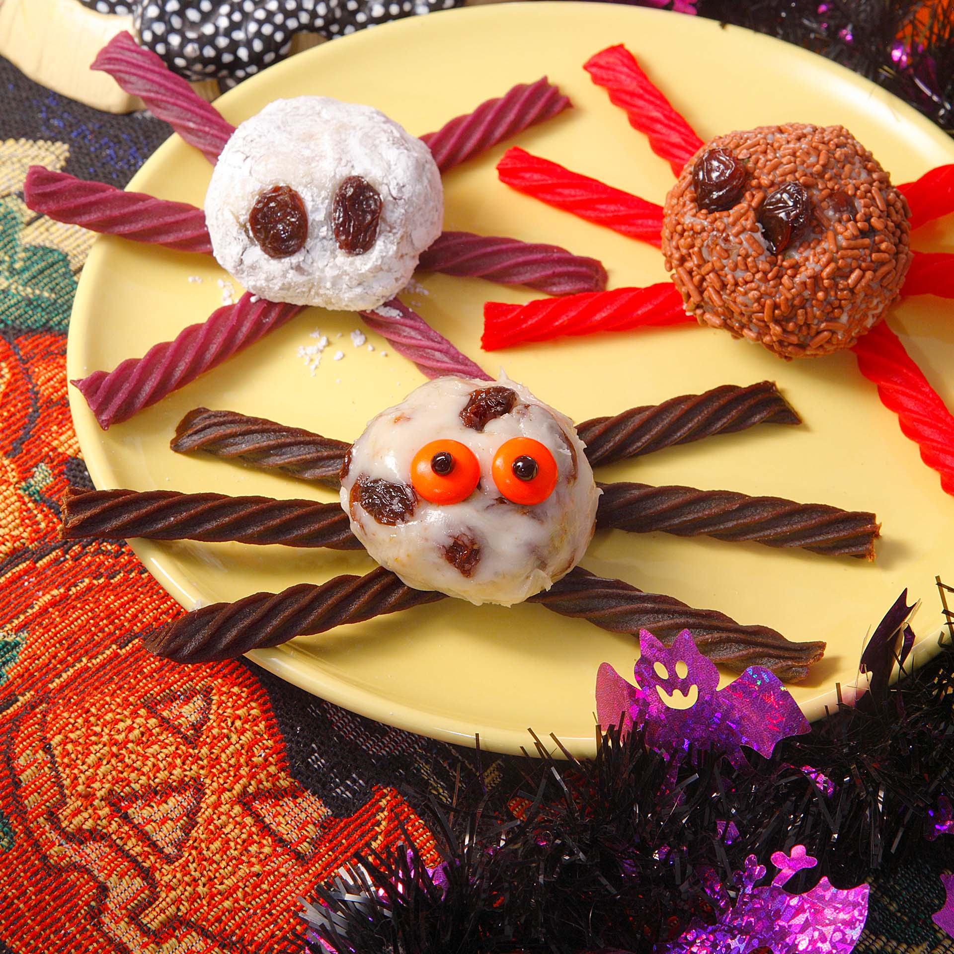 Scary Spiders - California Raisins